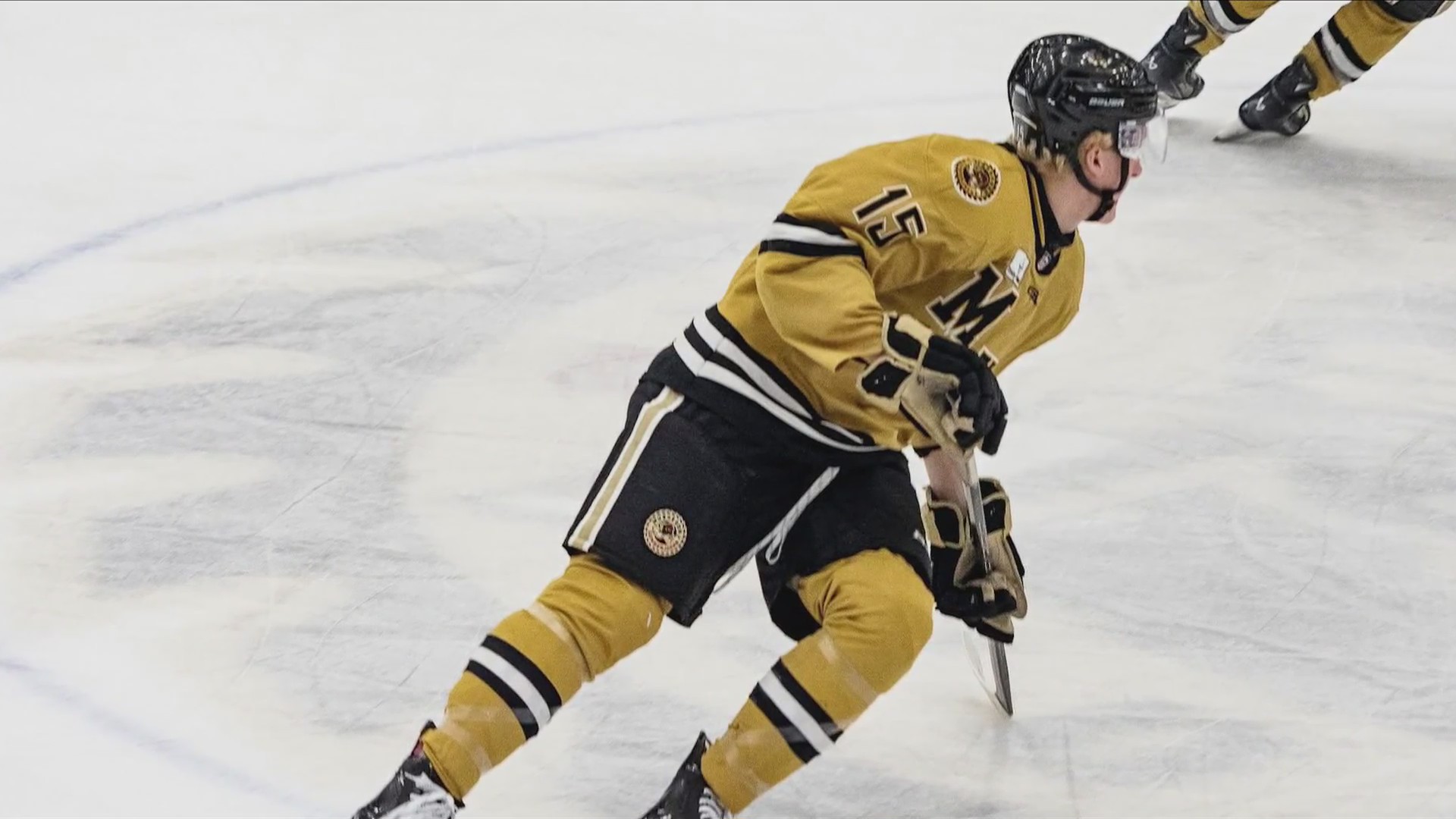 Carter Sanderson Becomes 1st S.D. Hockey Player to be Drafted to the NHL