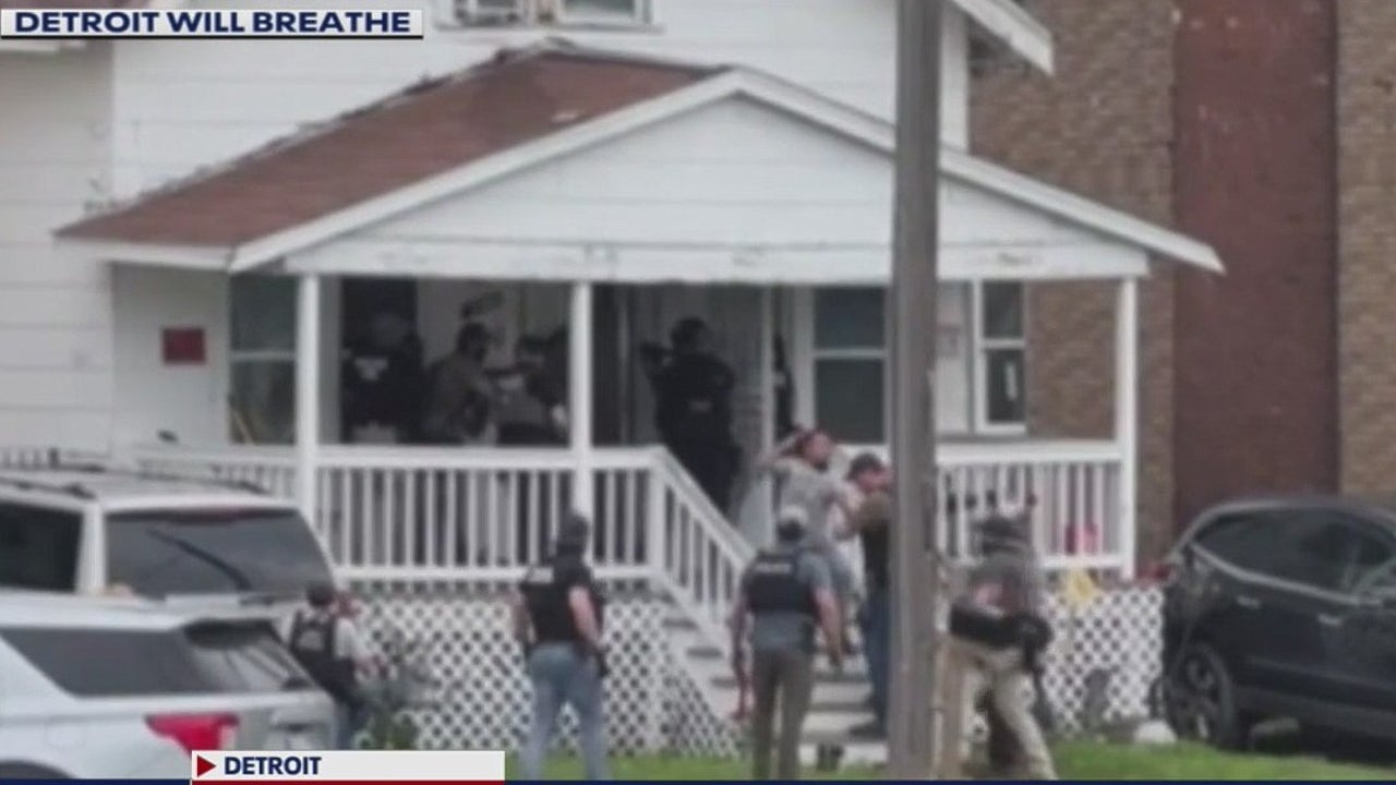 Detroit ICE raid of illegal migrant leads to arrest of protesters for ...