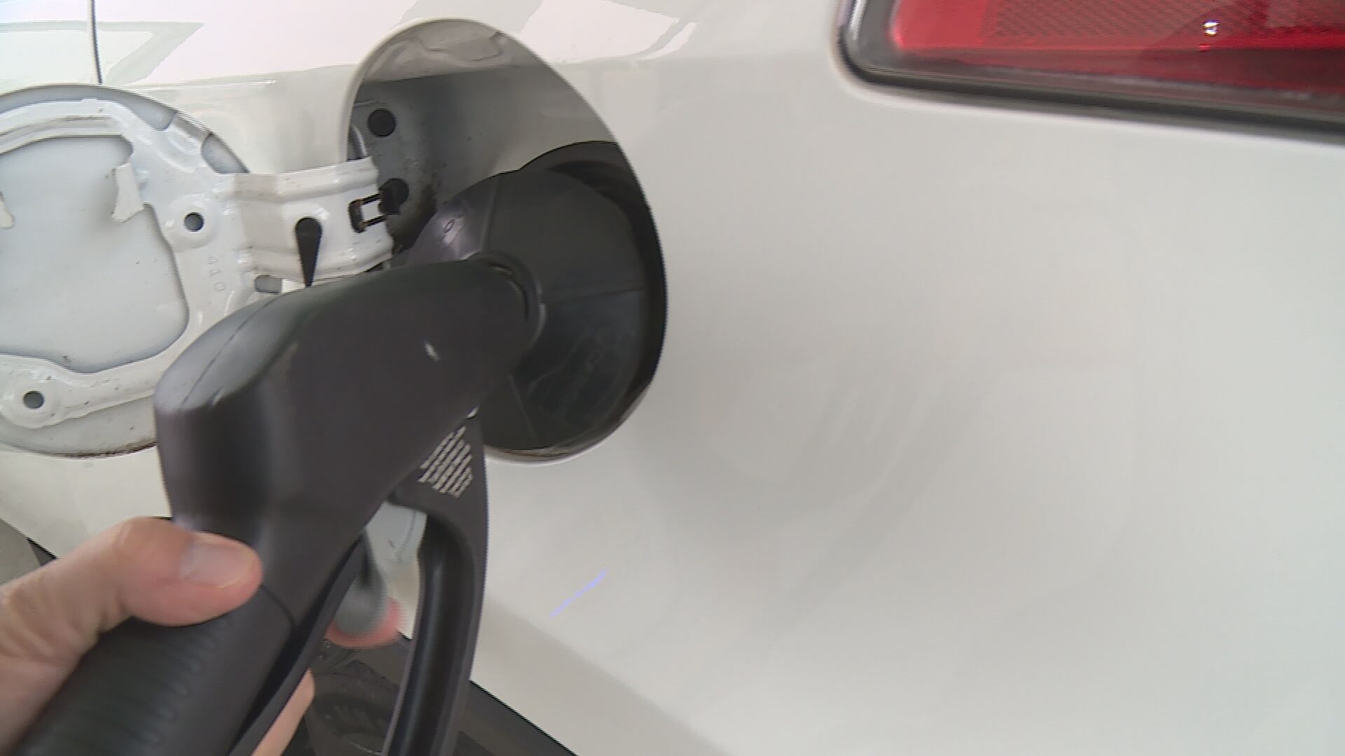 New Illinois laws, taxes set to take effect July 1