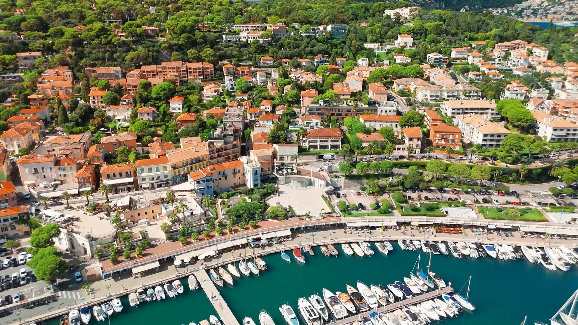 Saint-Jean-Cap-Ferrat, sulla Costa Azzurra, svelata da un drone