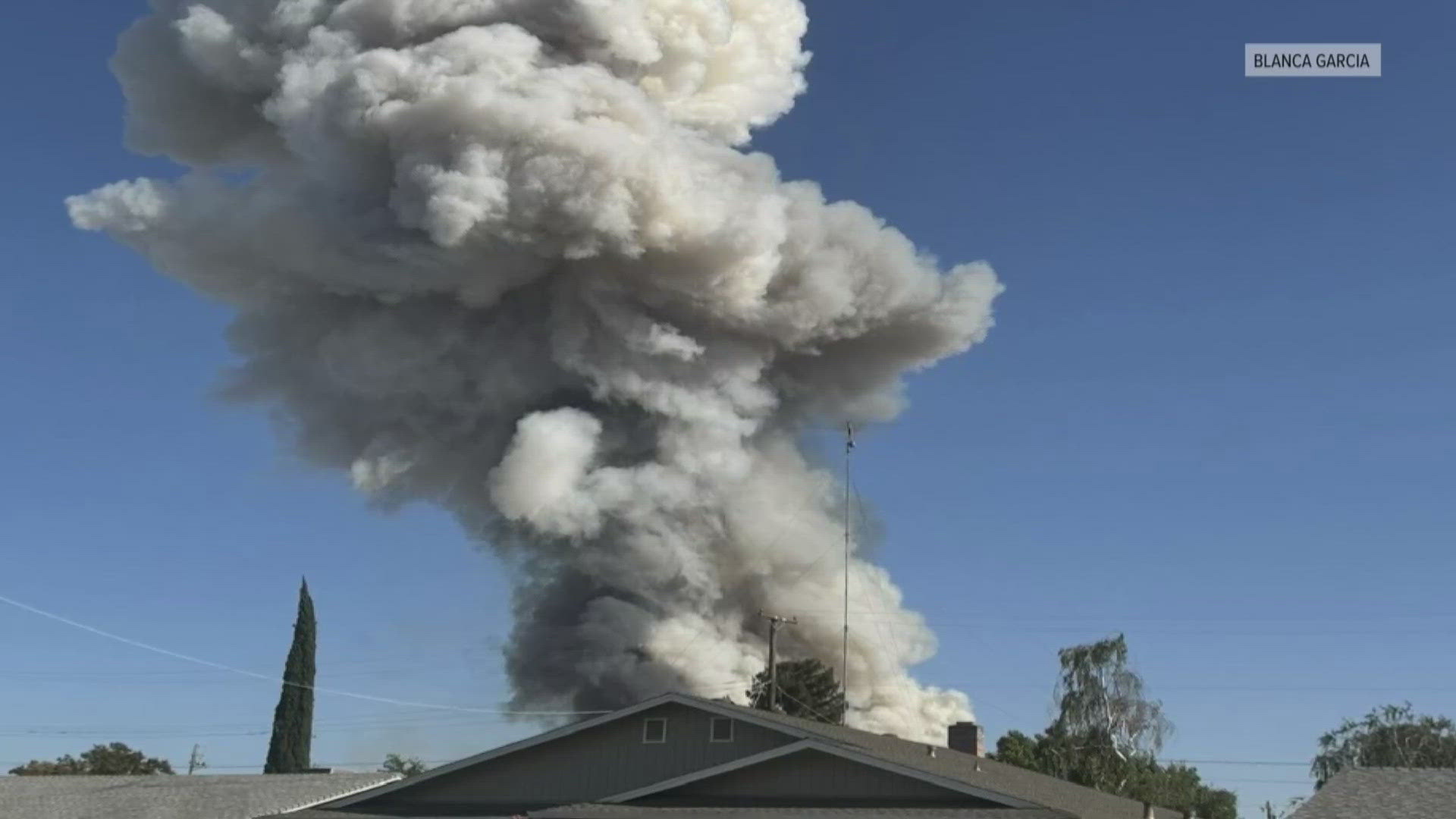 Large structure fire breaks out in Yolo County