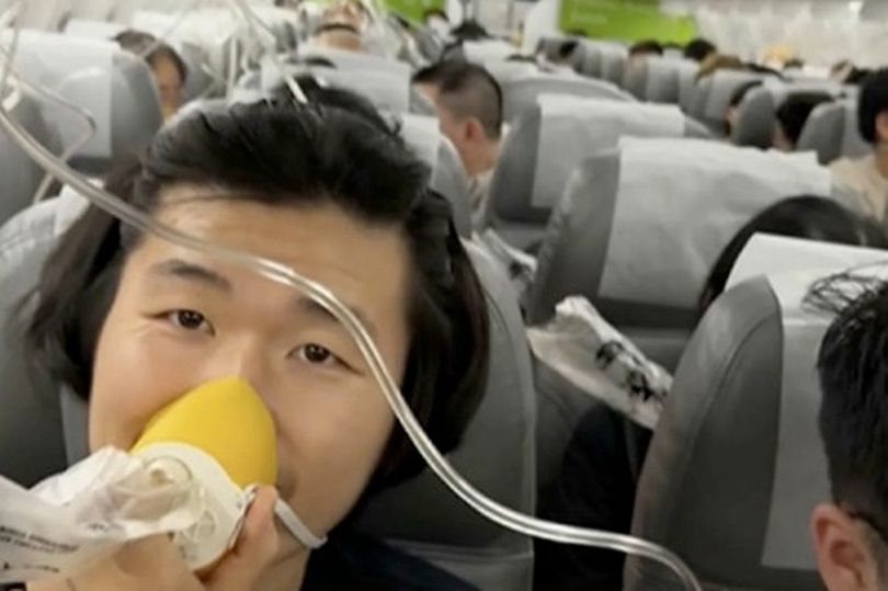 Terrified passengers write goodbye letters as oxygen masks deployed as plane drops 26,000 ft