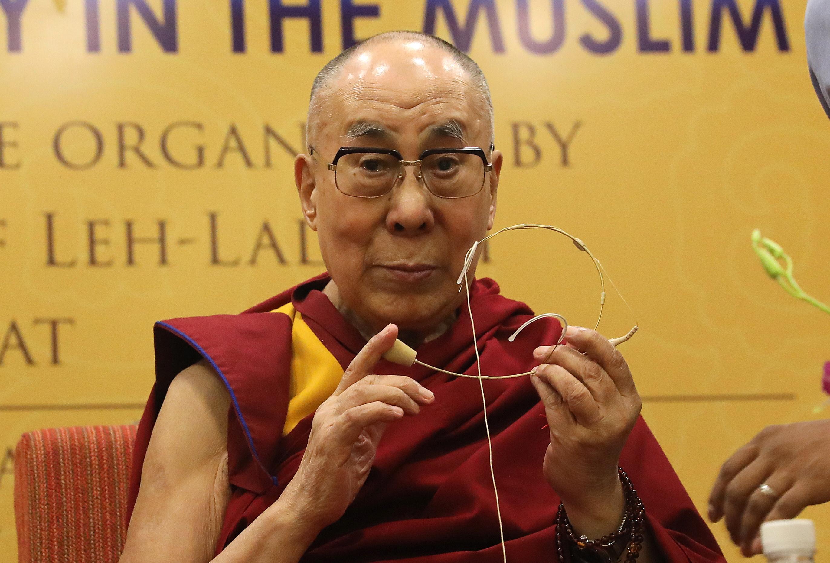 Il Dalai Lama conferma: "Dopo la mia morte verrà nominato un successore"