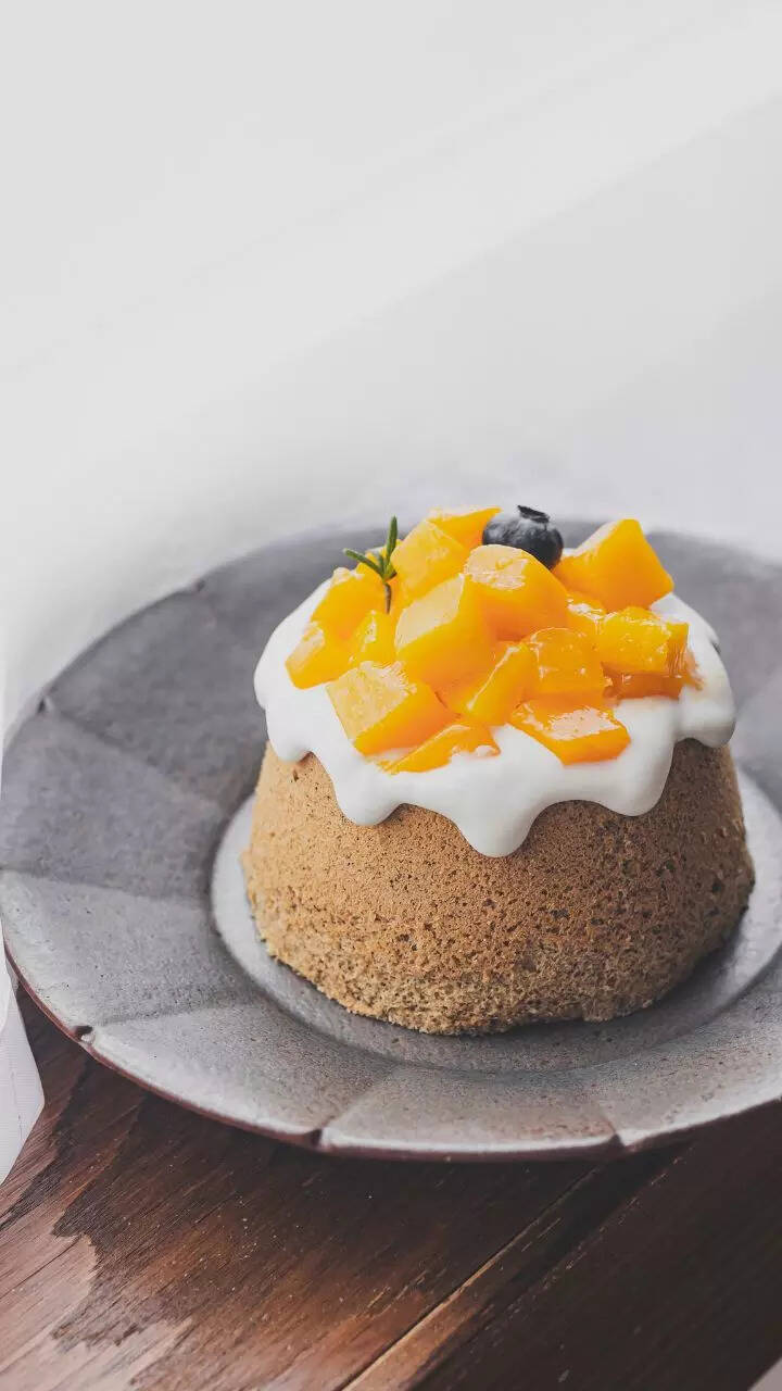 Delicious Mango Cake recipe for beginners