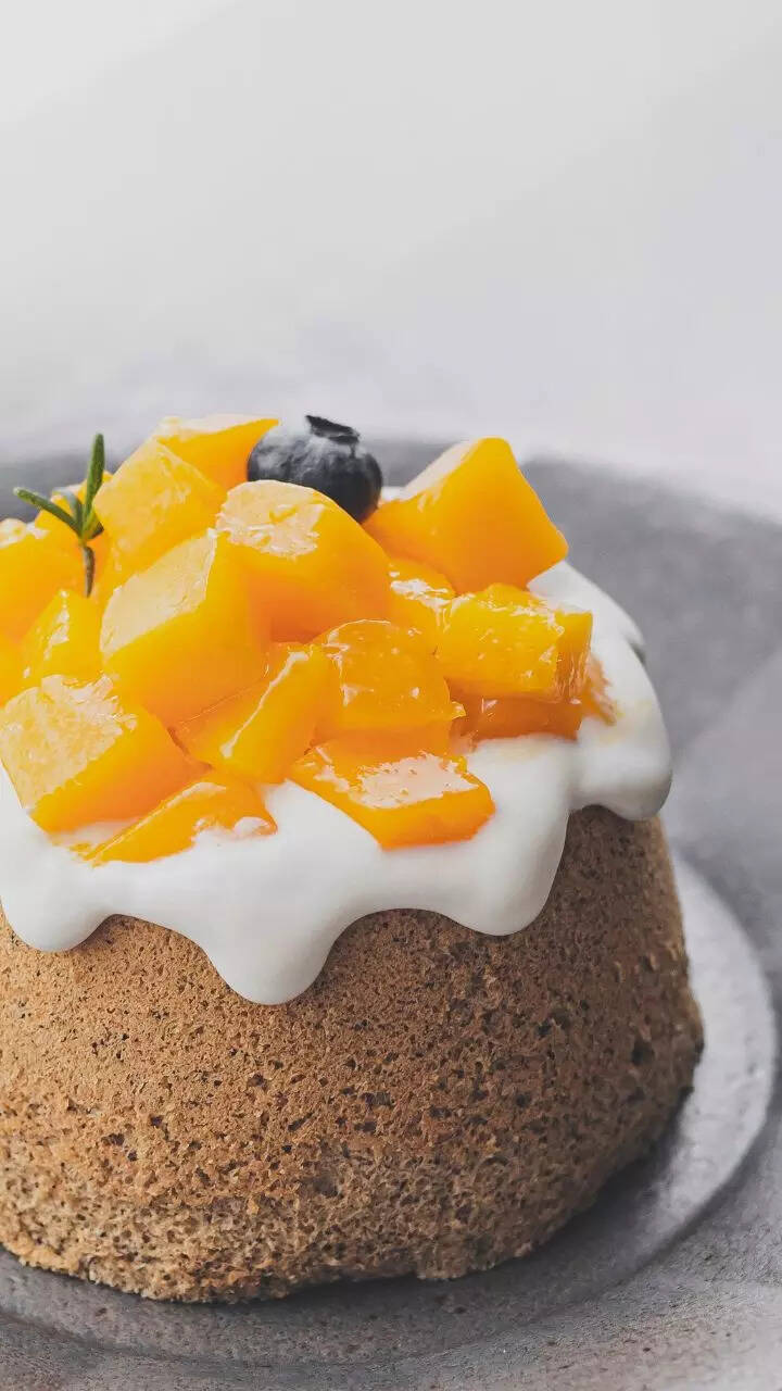 Delicious Mango Cake recipe for beginners