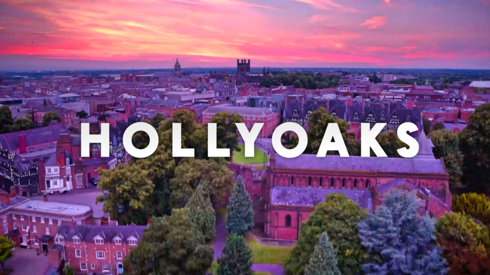 Hollyoaks re-casts star as character stages return