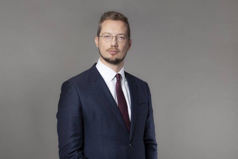 Lorenzo Pandolfi nominato Honorary Fellow del RIBA, è il terzo italiano ...