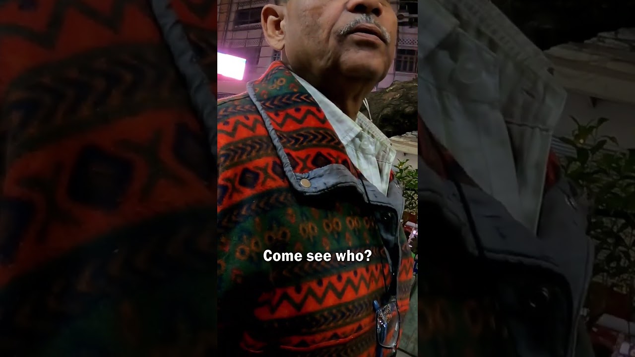 Dodgy Geezer Offers Me Ladies in Kolkata, India