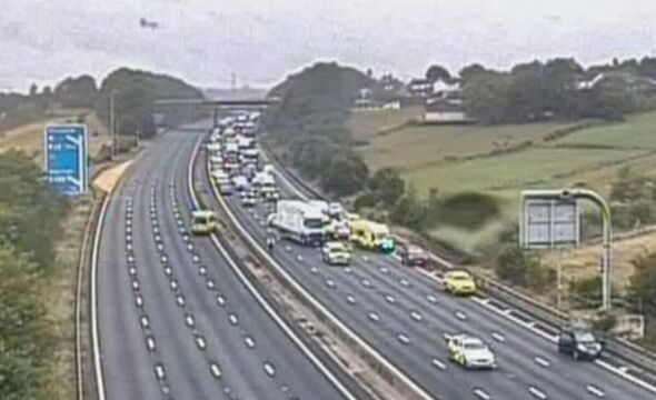 M1 traffic recap: One dead as horror crash closes major motorway
