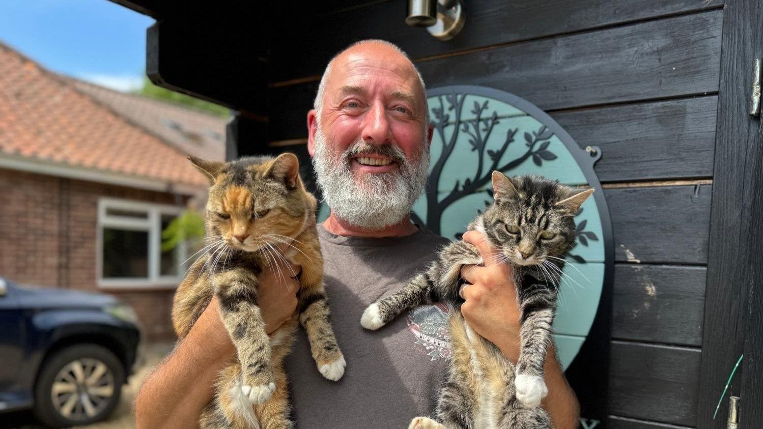 Catteries struggling to meet summer holiday demand