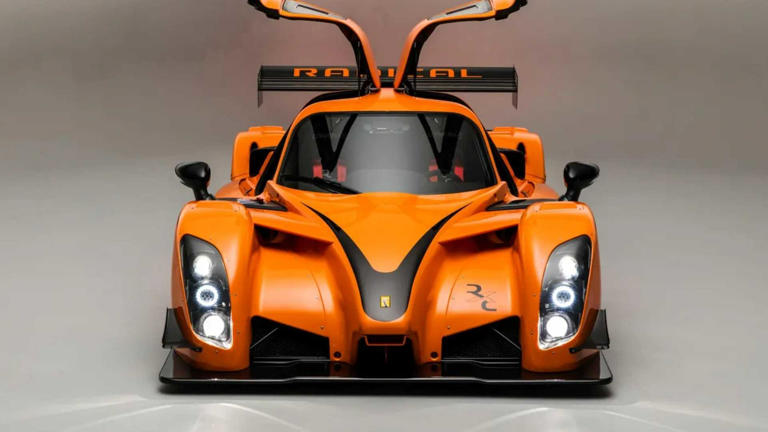 From Family SUVs to Supercars: The Versatility of Ford's EcoBoost V6 Engine