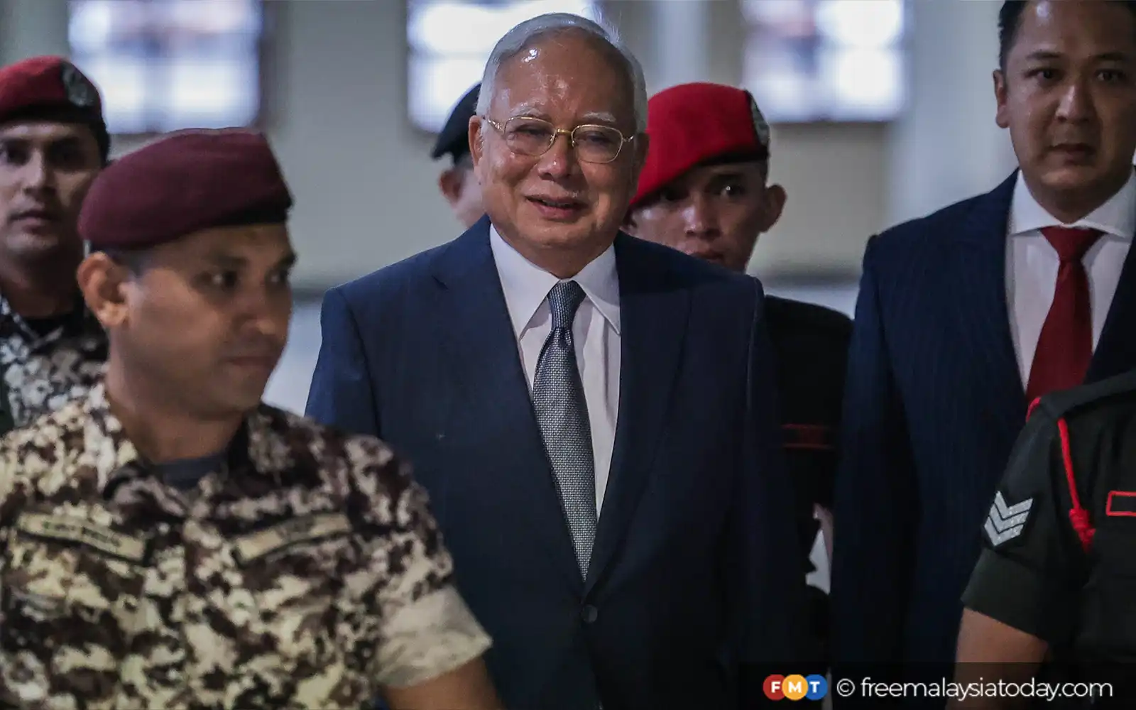 Najib did not show urgency on addendum existence, says AG