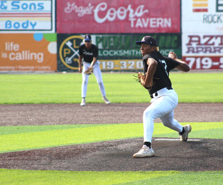 Azteca 17's take Artie Escobado Memorial Baseball Tournament in extras