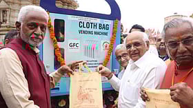 Gujarat Dispenses 1 Lakh Cloth Bags Via Bag ATMs In 200 Days, Paving ...