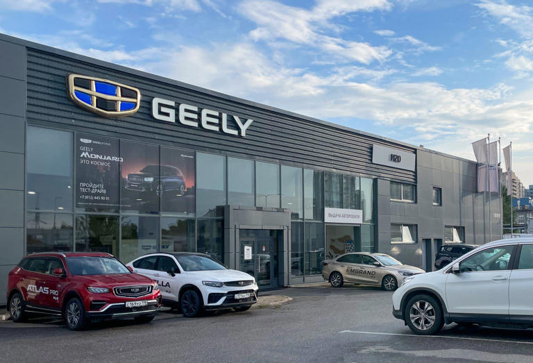 Geely plans to launch an electric vehicle in the UK this year