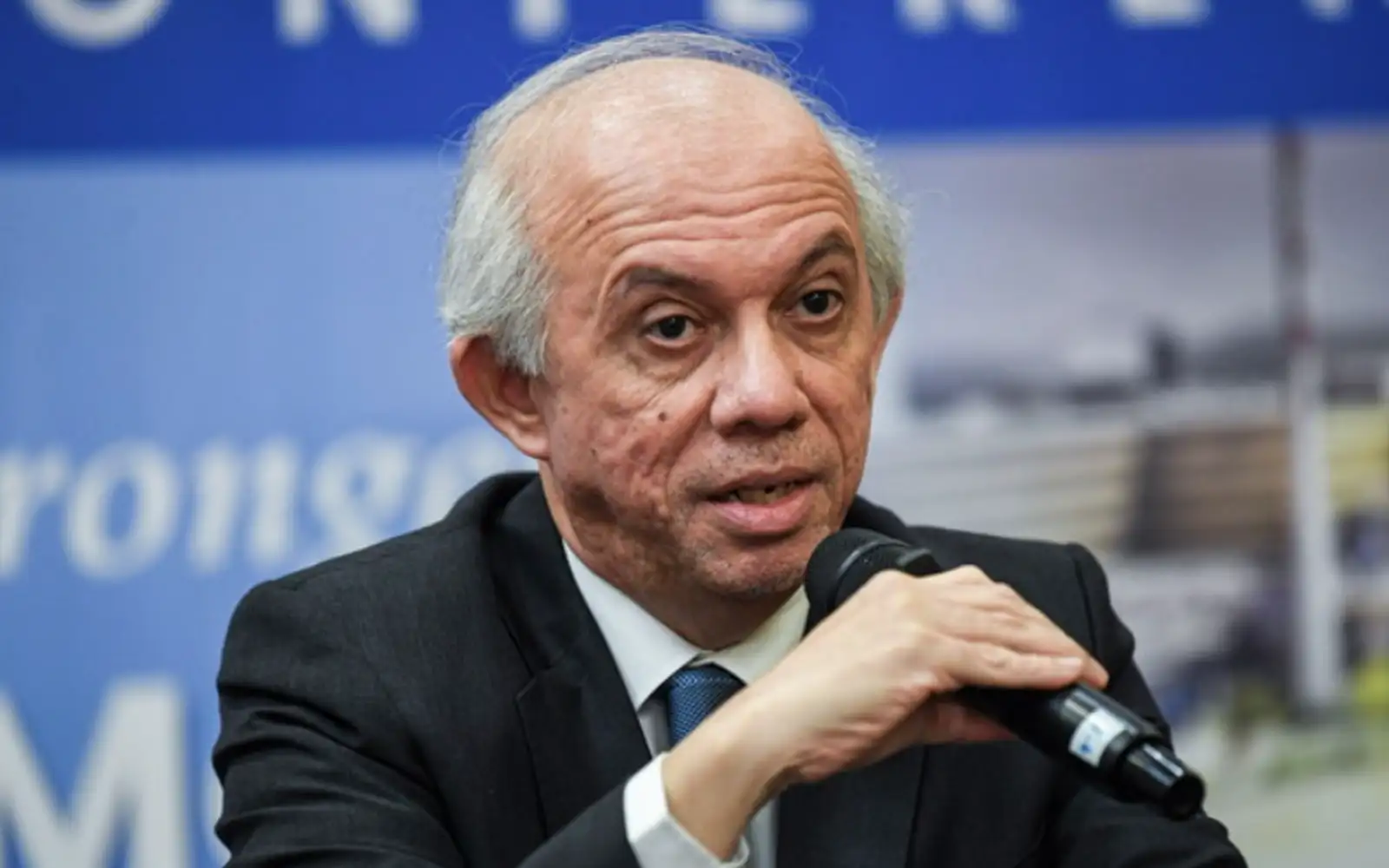 CEO of sugar producer MSM resigns