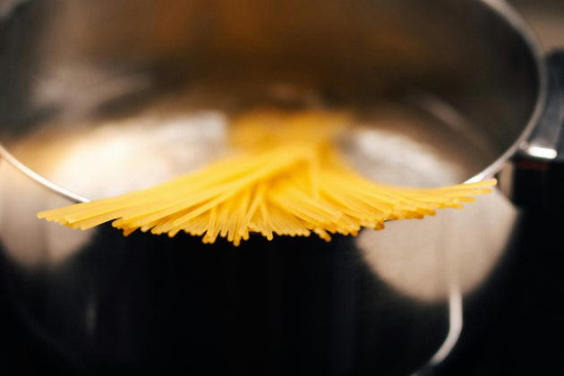 Italians Say This Is The Worst Way To Boil Pasta, And Oops