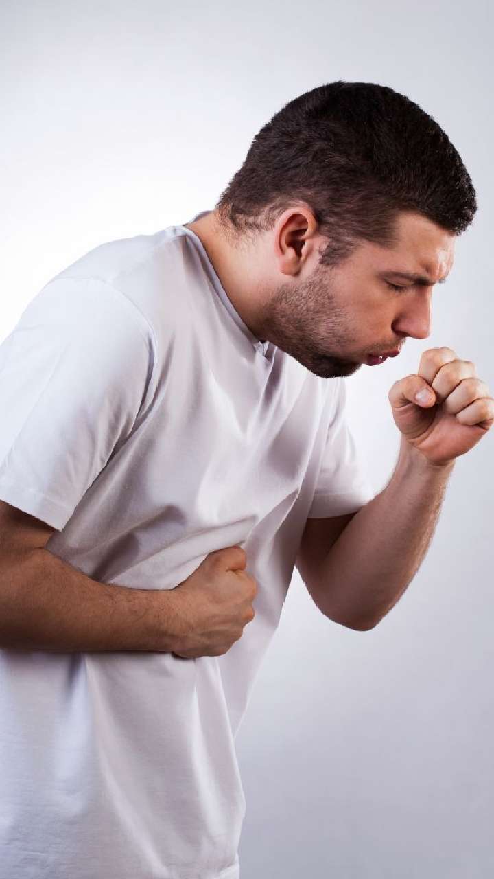 Home Remedies To Manage Cough And Cold In Monsoon!