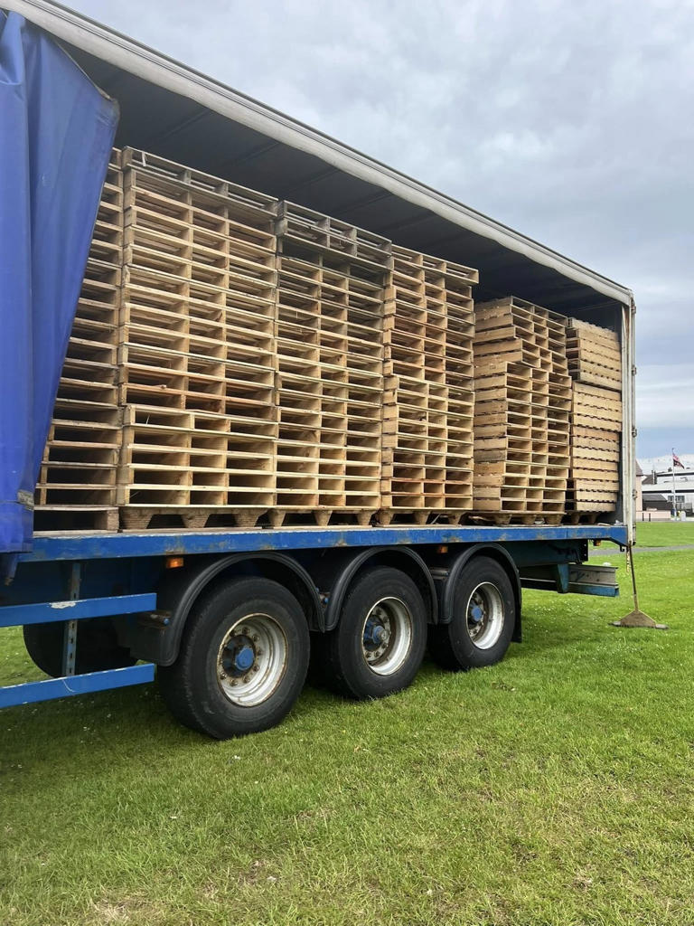 Craigyhill bonfire: Builders of famous pyre 'are not going for a world ...