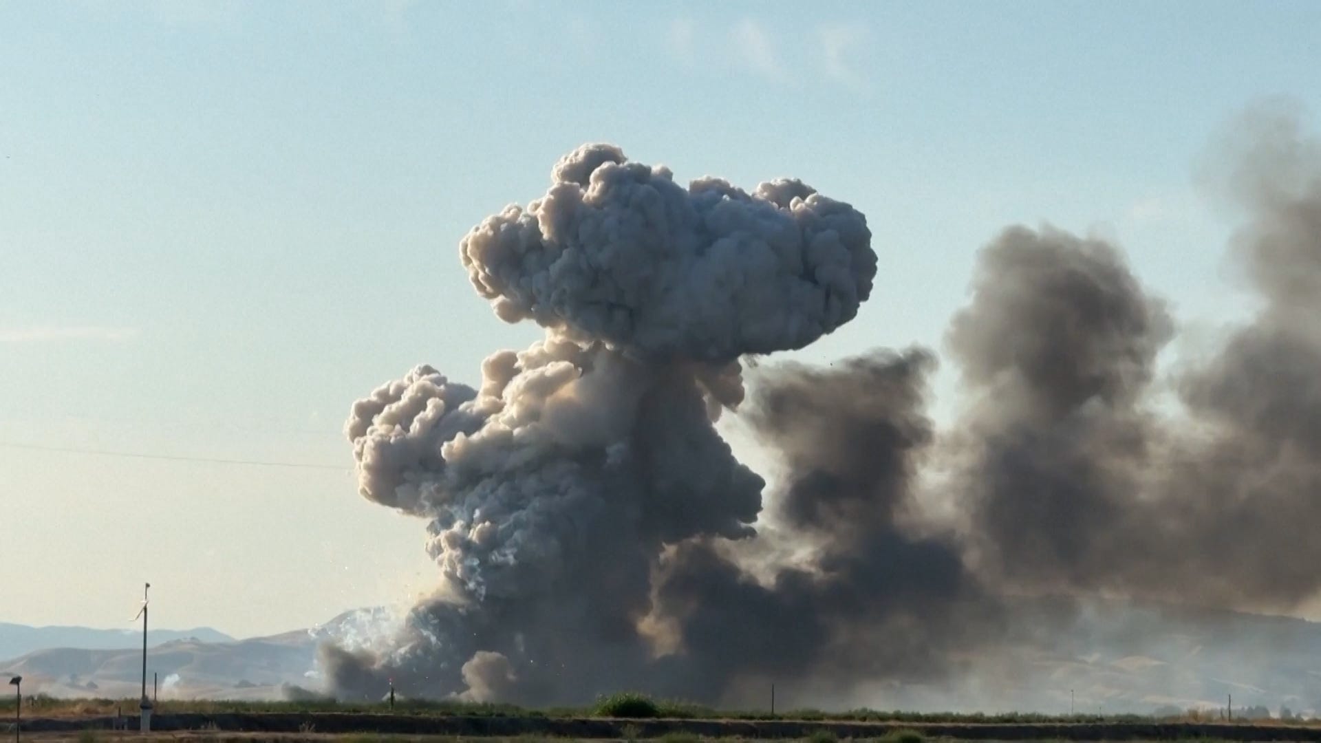 Fireworks warehouse explodes in California: See video