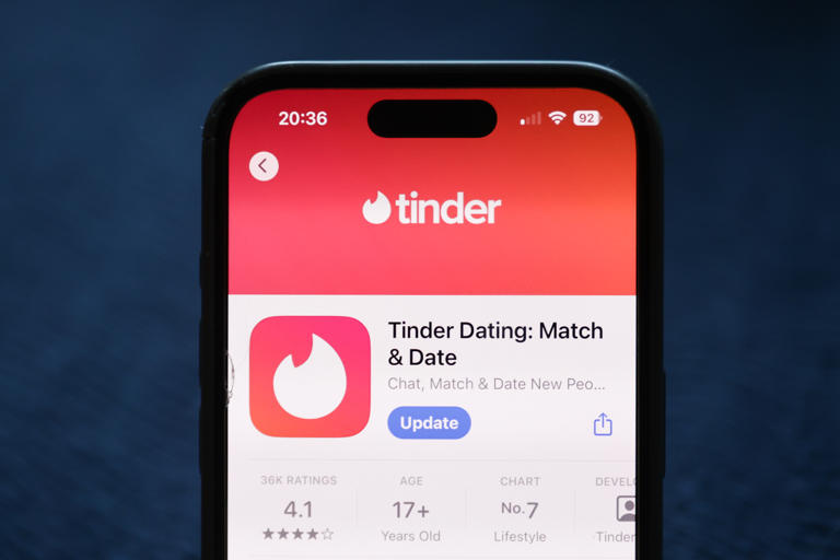 Tinder to require facial recognition scan for new California users