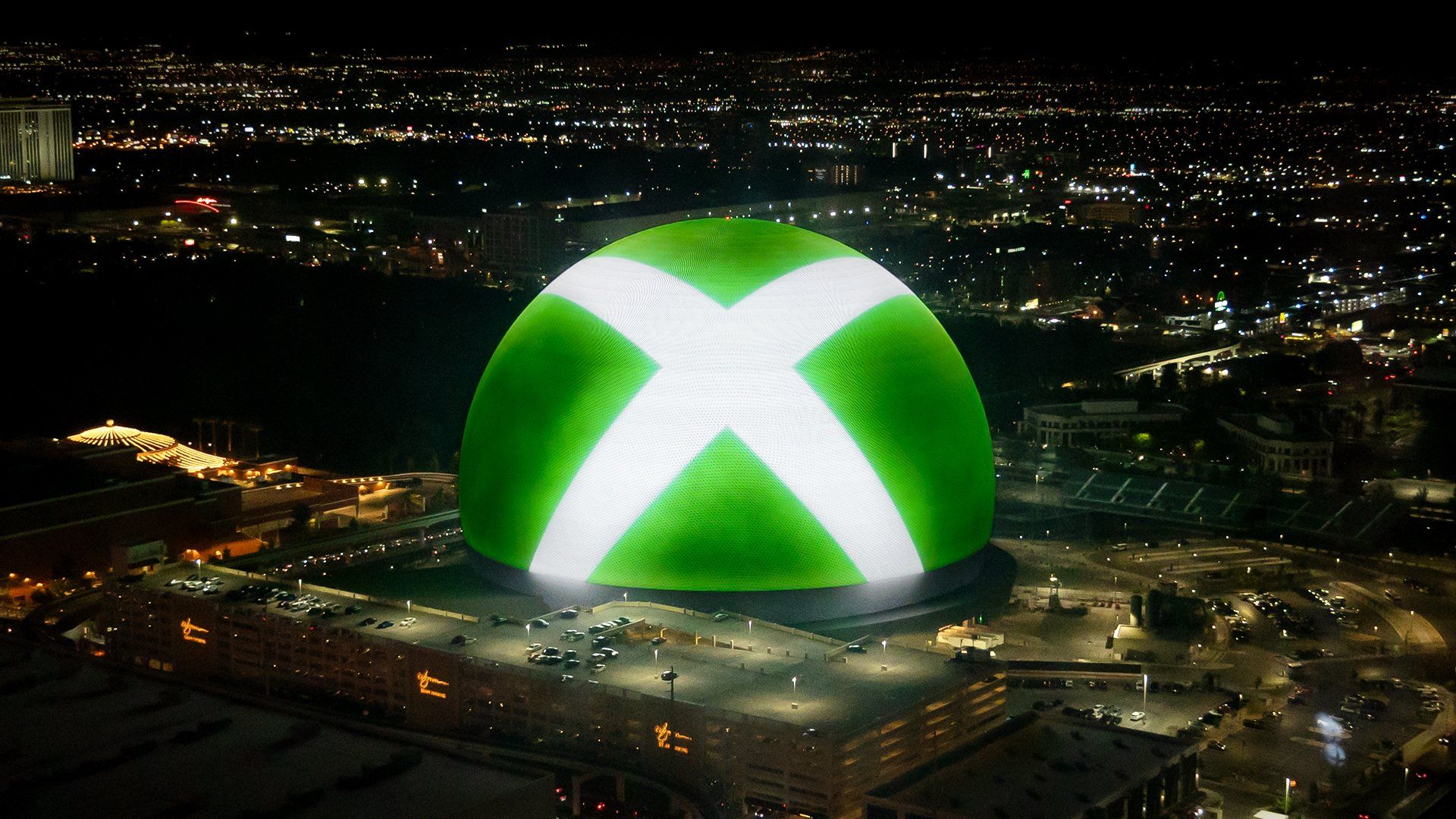 Microsoft issues statement as Xbox boss confirms huge layoffs in gaming ...