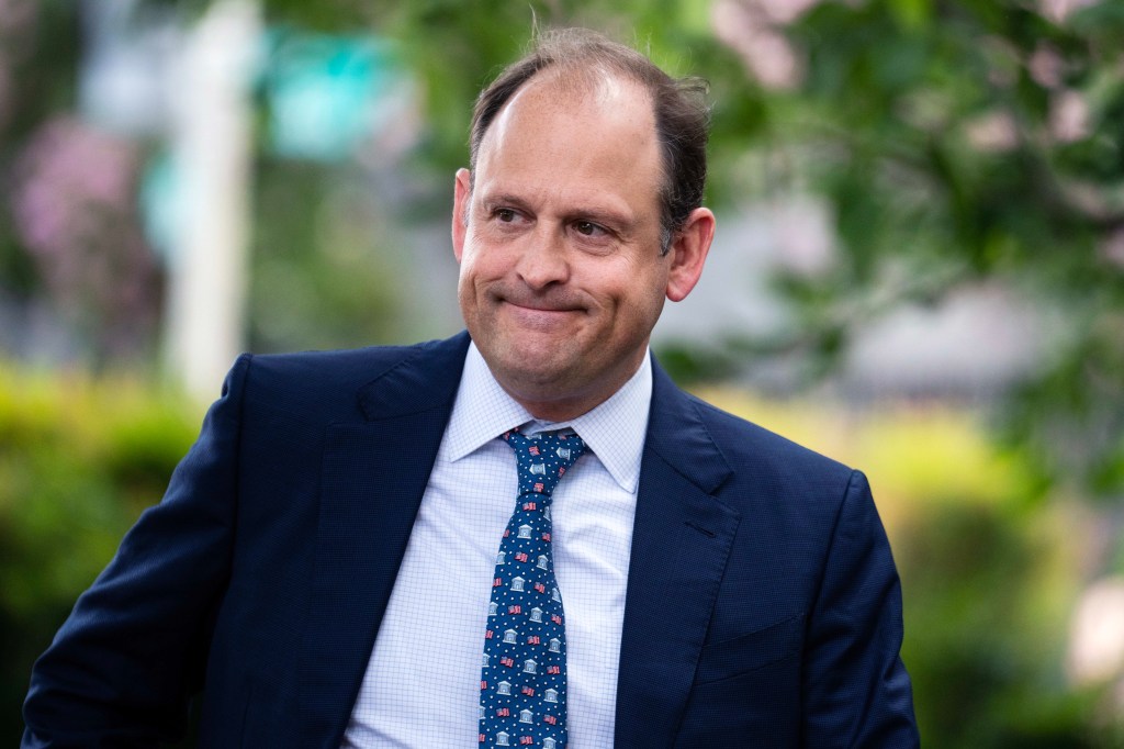 Battle to replace Mitch McConnell heats up over Andy Barr funding ...