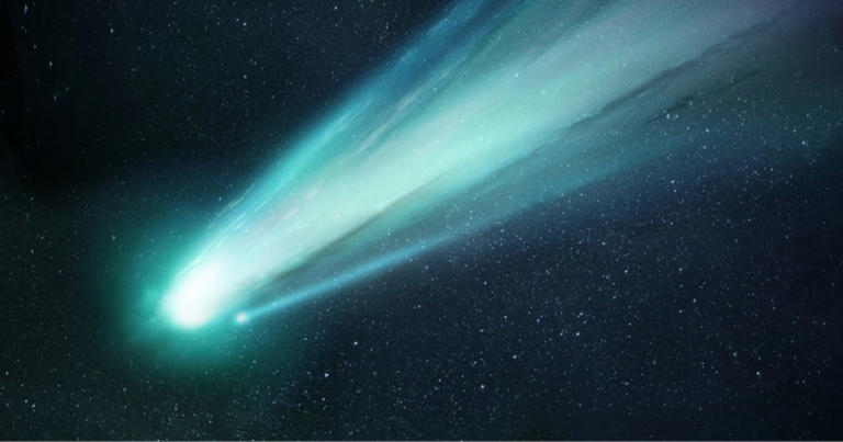 In rare moment, comet C/2025 K1 (ATLAS) splits into 3 pieces as it ...