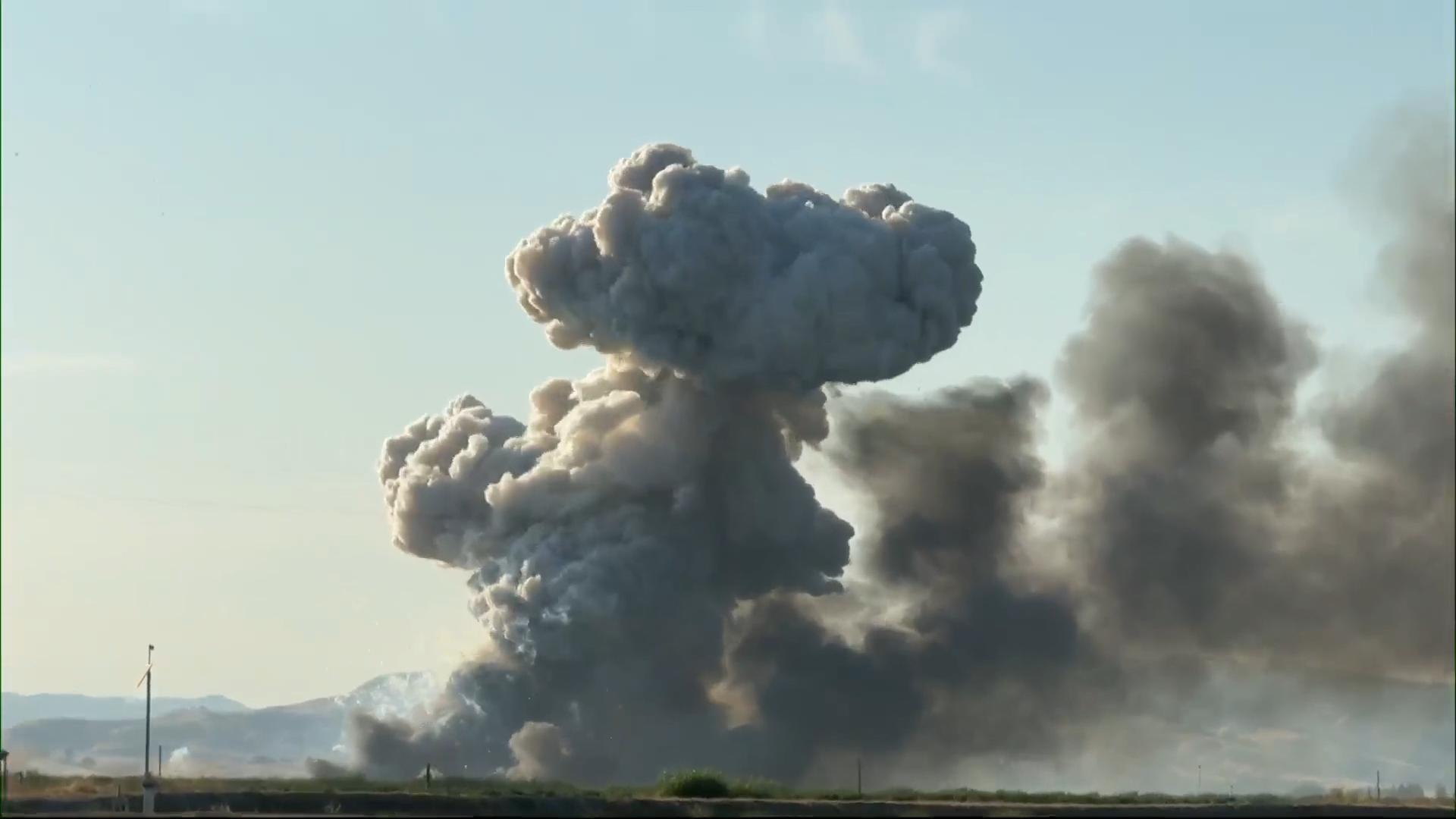 Fireworks warehouse explosion causes large fire and smoke cloud