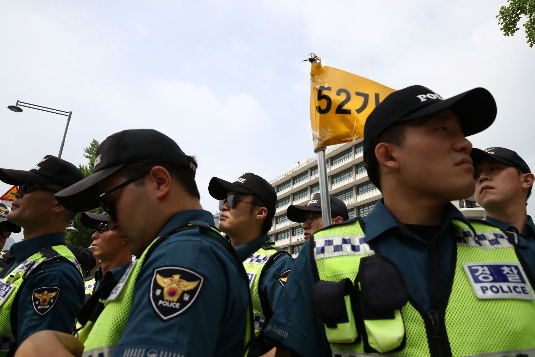Archaeologists studying 7,000-year-old melting ice in British Columbia ...