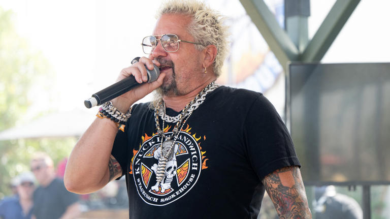 Anthony Bourdain's 5 Most Savage Food Takes — And Why He Was (Probably ...