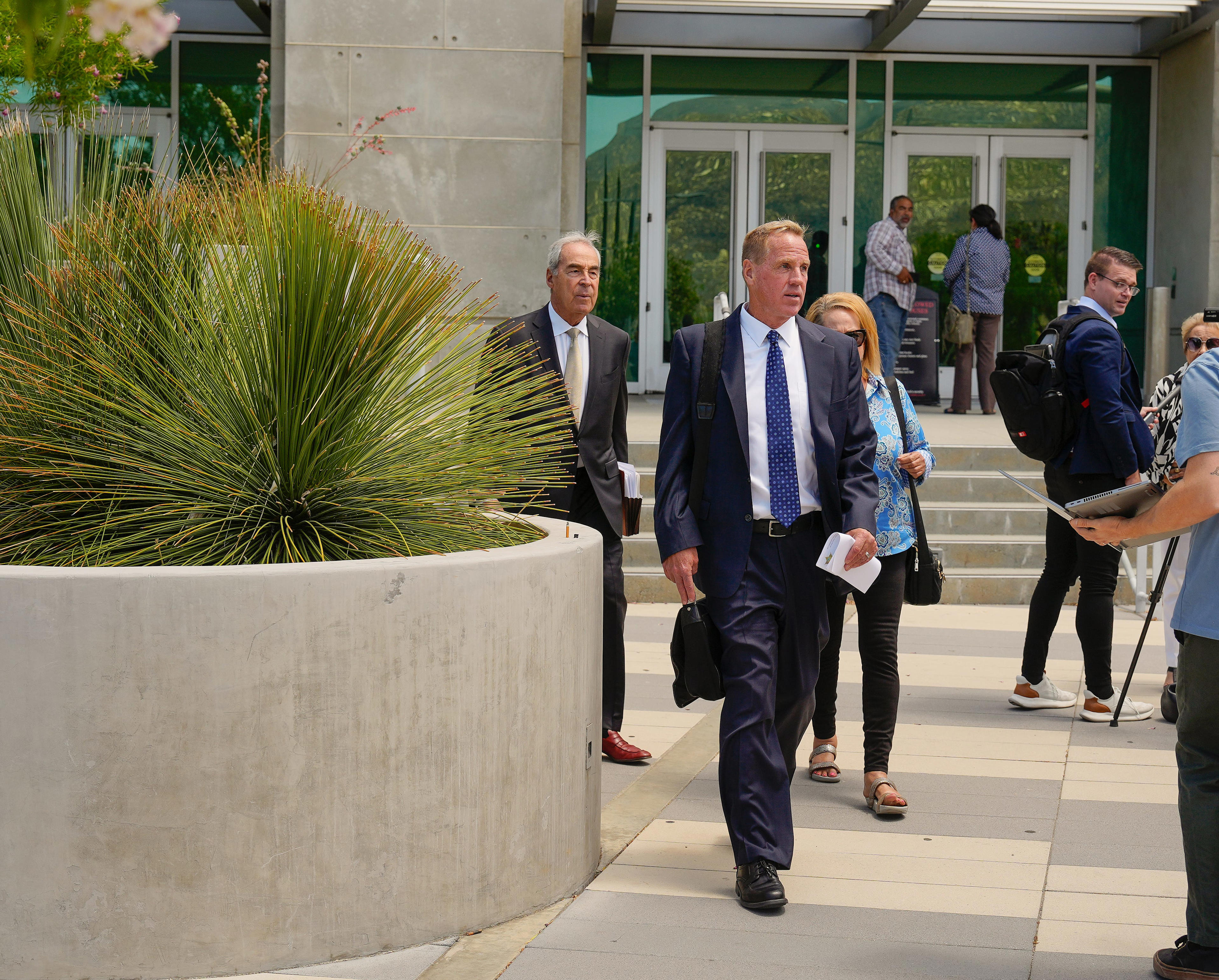 Ex-Palm Springs mayor Steve Pougnet gets probation, no jail time for ...