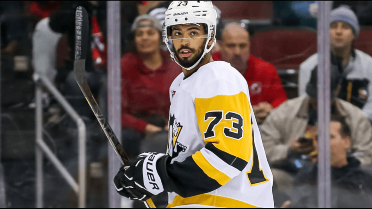 Vancouver Canucks add defenseman Pierre-Olivier Joseph on one-year ...