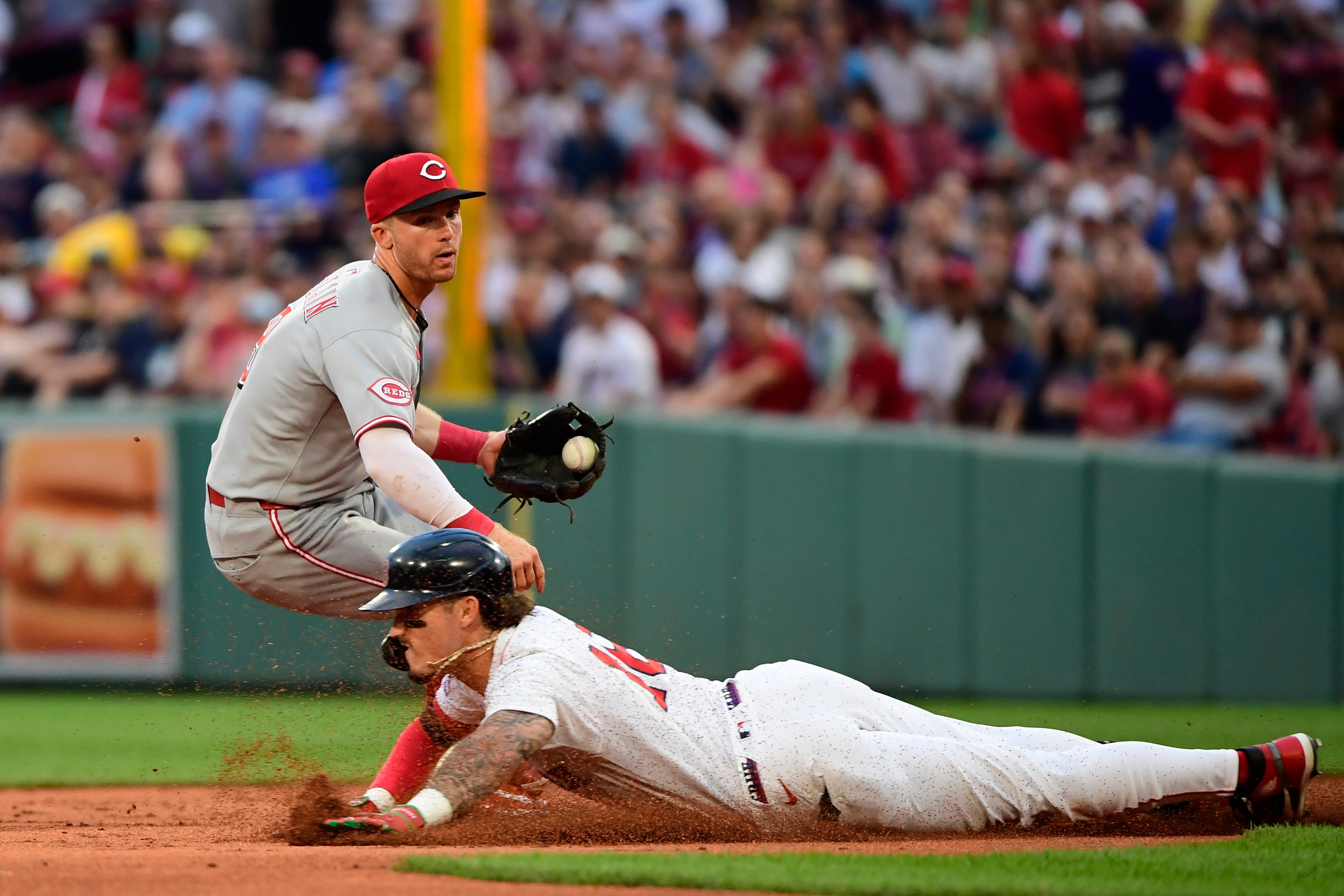 Not worth the wait: Cincinnati Reds blow lead, lose suspended game to ...