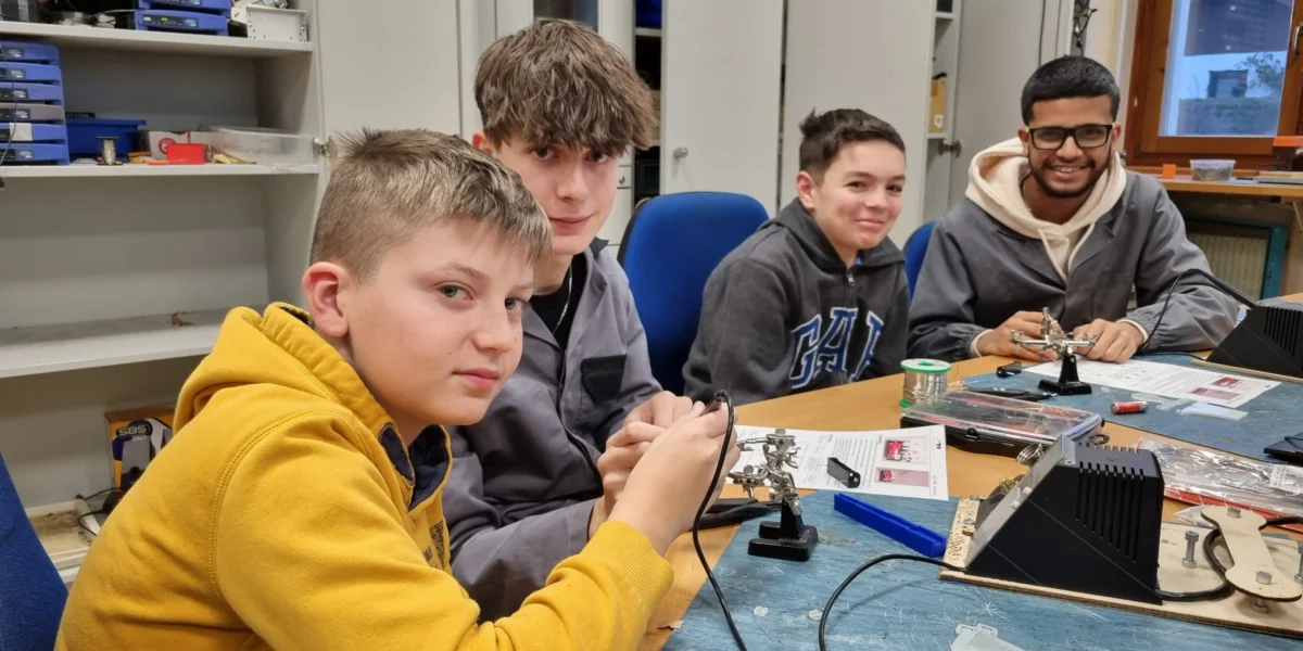 Technik erleben: Neues Sommerferien-Camp startet in Klagenfurt