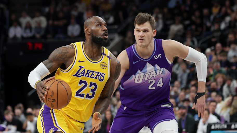 Insider Gives Update on Lakers' Chances at Walker Kessler Trade