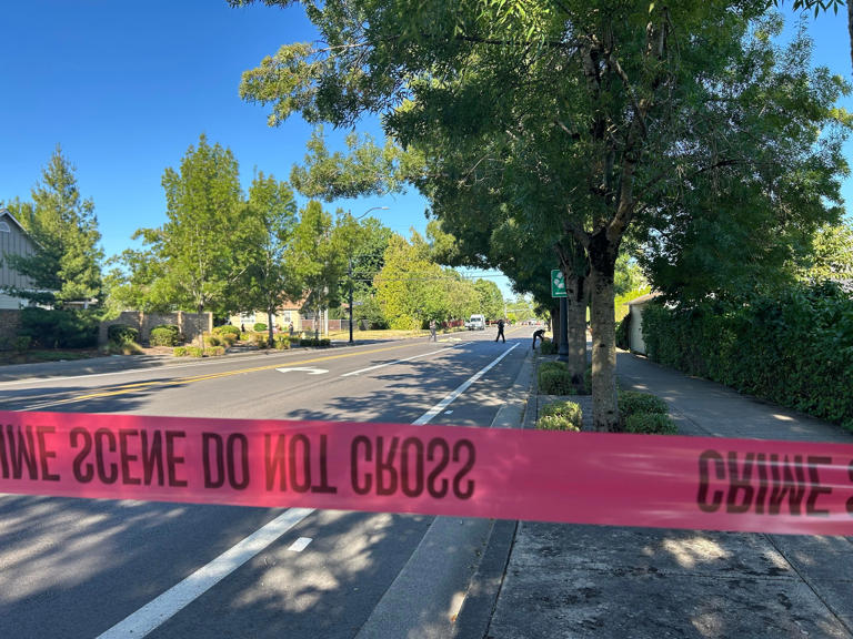 UPDATE: 71-year-old Salem woman killed in crash in northeast Salem