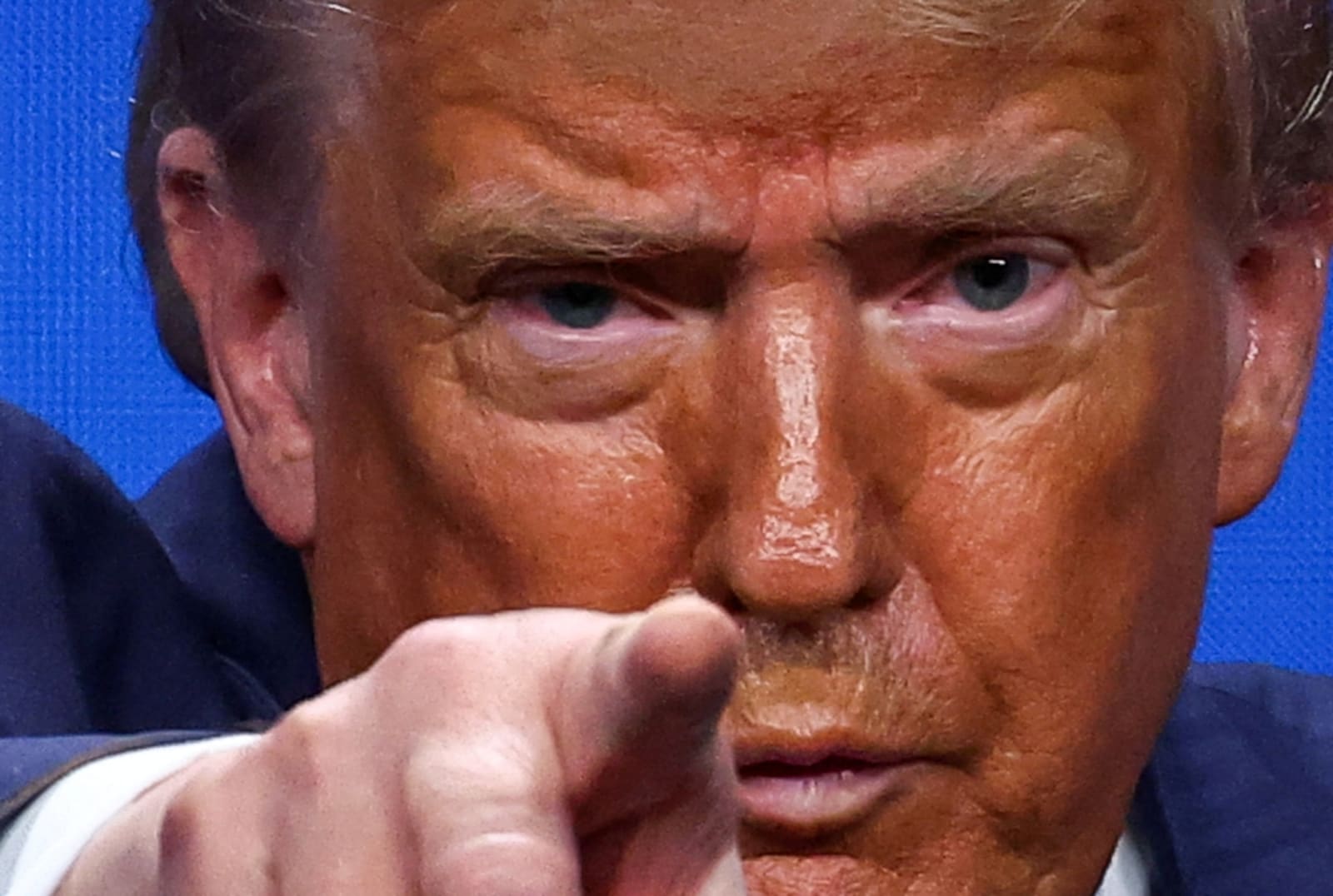 Therapists reveal what 'Daddy Trump' meme really says about 'obedient ...