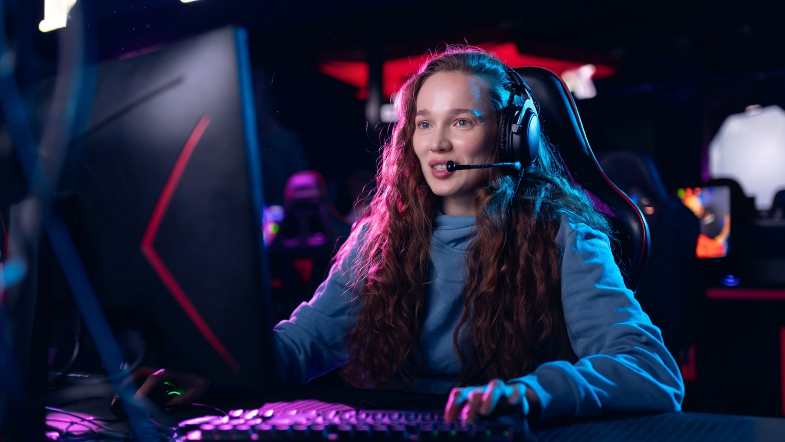 Study breaks gamer stereotypes, US women now outnumber men in gaming