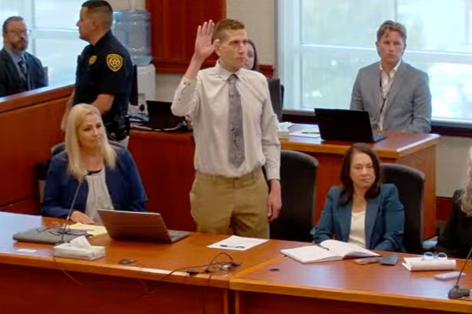 Bryan Kohberger Murder Investigation: How a Dirty Q-Tip and Late-Night ...