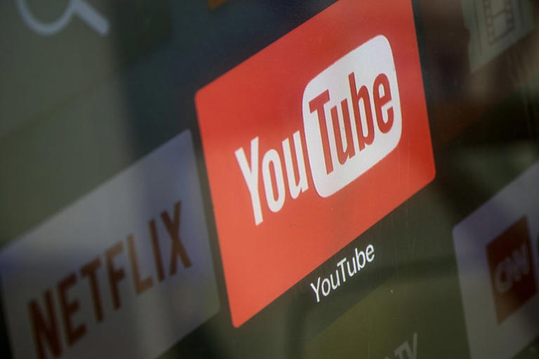 YouTube to start automatically adding labels to AI-generated videos