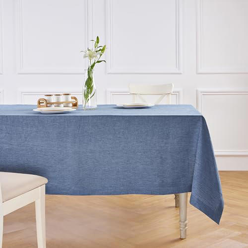 I found my dining table impossible to decorate until I saw Goldie Hawn ...