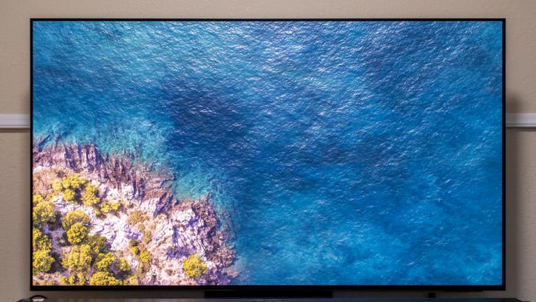 Samsung S95F OLED 4K Vision AI Smart TV (2025) Review