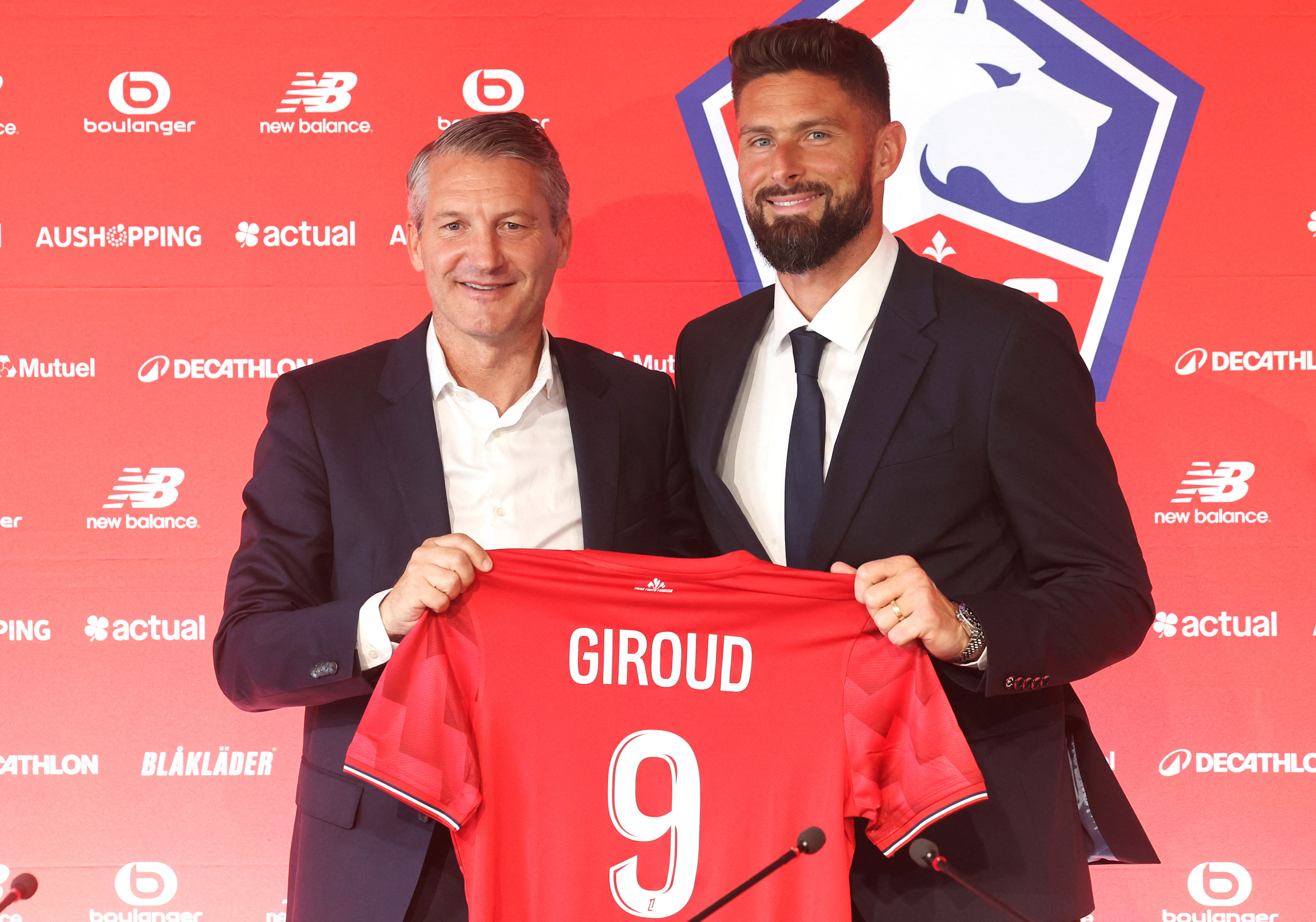 Transfer news live: Arsenal deal agreed; Chelsea wait on Enzo bid