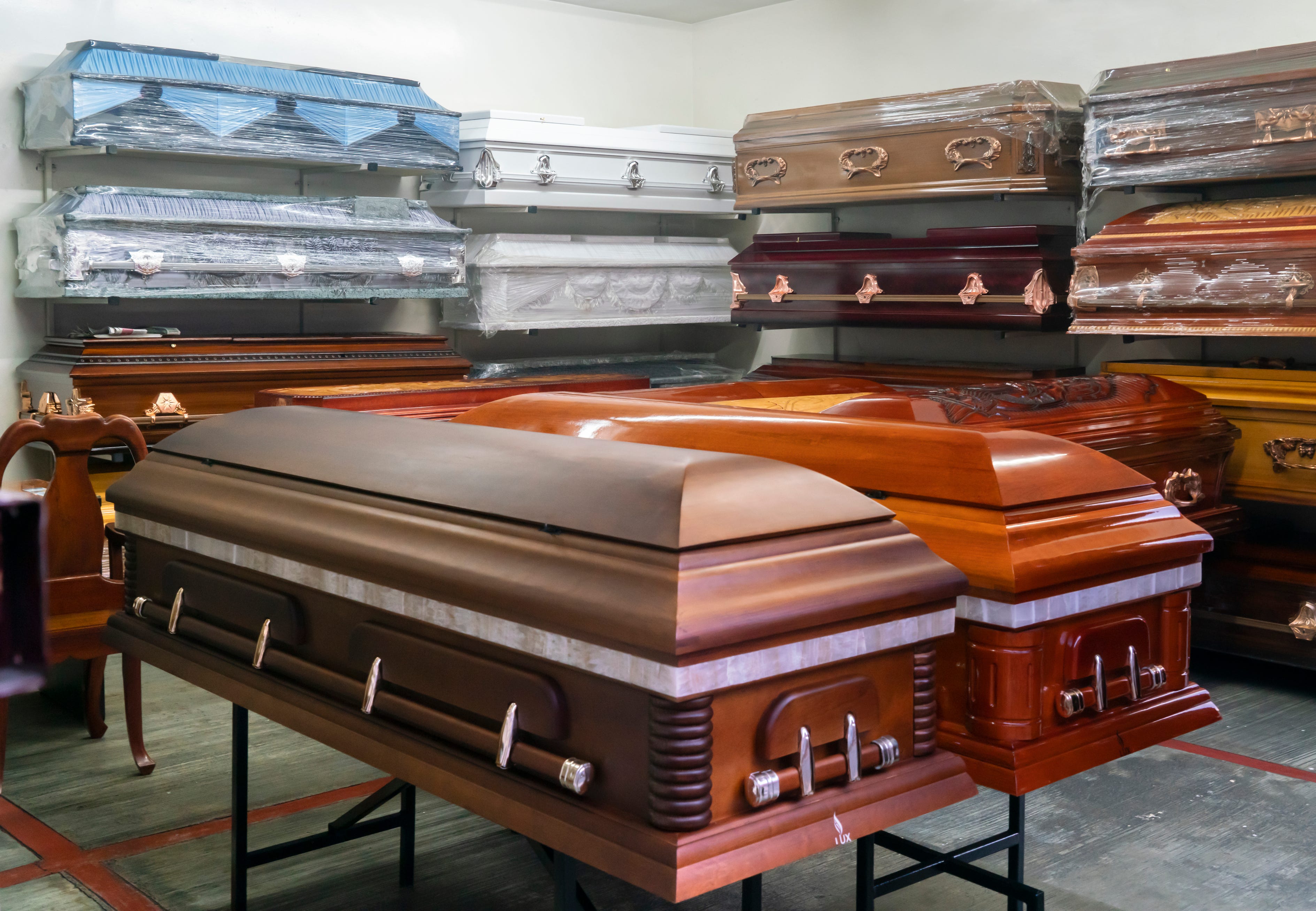 Mother sues Virginia funeral home, says maggots 'consumed' son's body