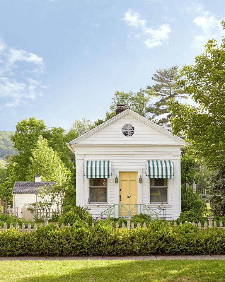 Tennis-core is still going strong—here's how to tastefully rally behind ...