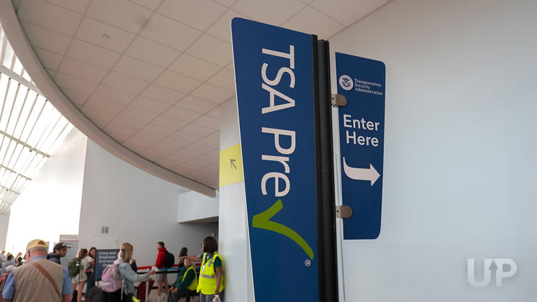 TSA Offers New PreCheck Discounts and Expedited Lanes for Military ...