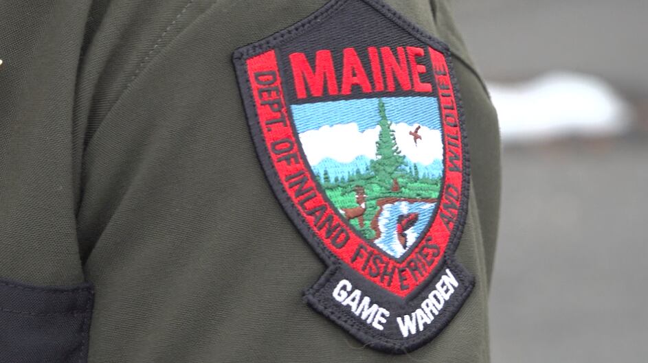 Maine game warden killed in plane crash in Avon