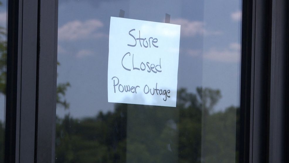 Without power, but not in the dark: Wyoming Valley Mall remains ...