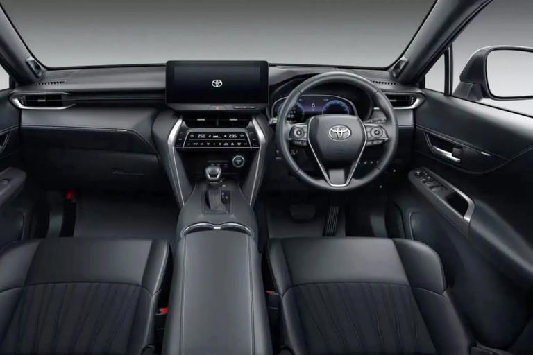 Toyota’s Venza Might Be Coming Back—And It’s Looking Sleeker Than Ever